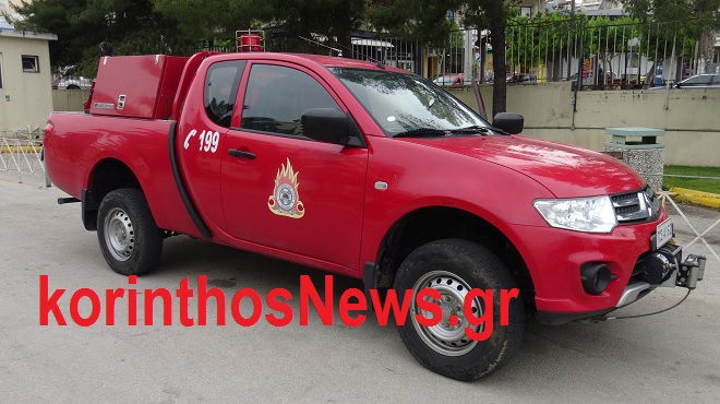 Πυροσβέστες απεγκλώβισαν οδηγό στο Καμάρι – korinthosNews